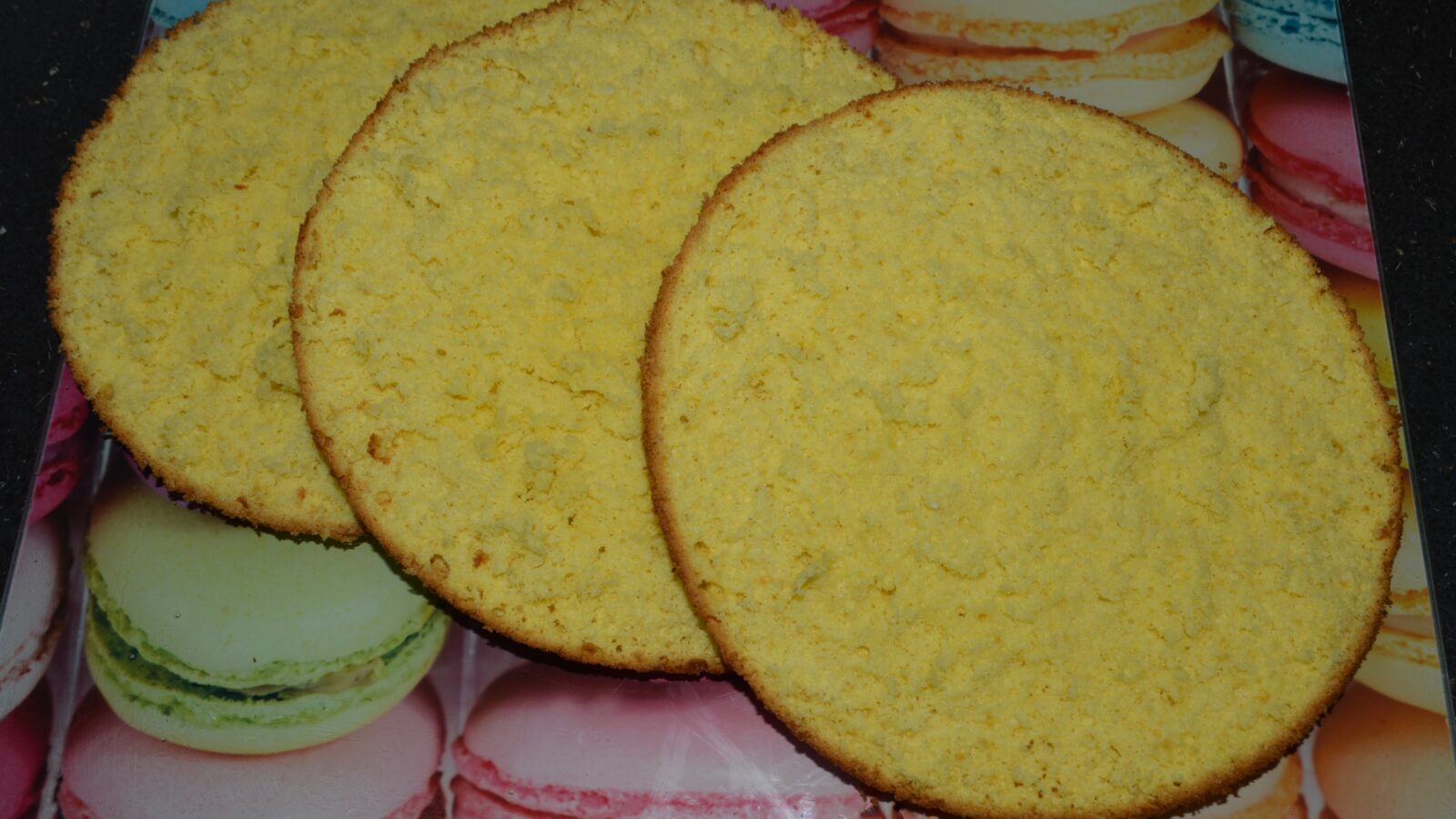 Pandispan fara oua la cuptor – prajitura pufoasa si simpla